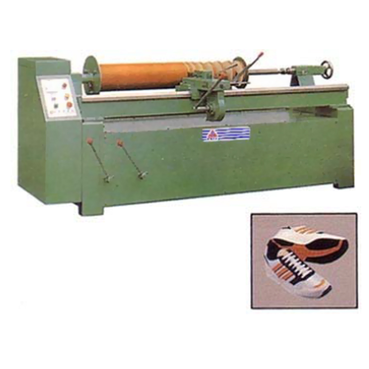 Strip cutting machine