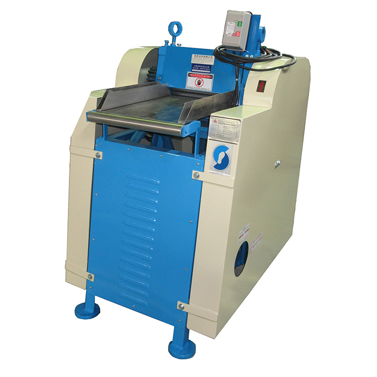 Rubber strips cutting machine making shoe outsole